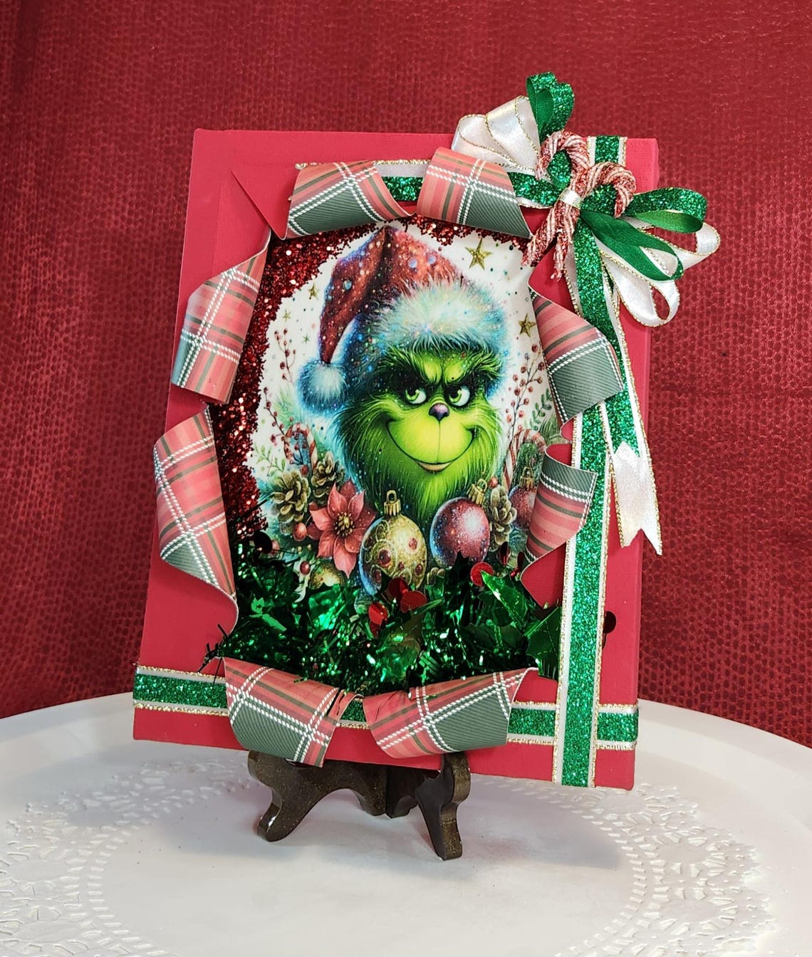 Busted Canvas Art, Grinch With Ornaments 8x10 Frame - Etsy