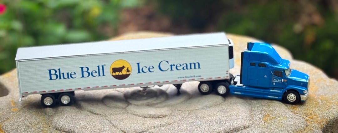 Vintage Blue Bell Ice Cream Truck 18 Wheeler Truck Bluebell Ice Cream ...