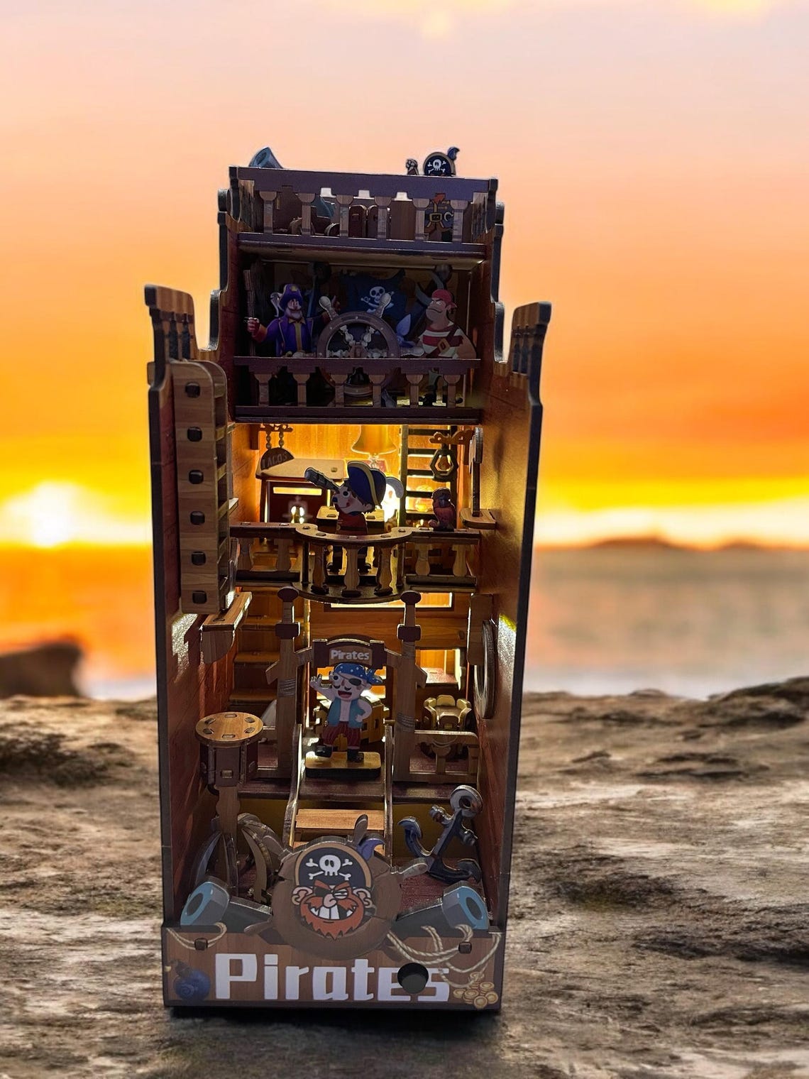 Kids Pirate Adventure Book Nook – Ready-to-display Diorama | Light-up ...