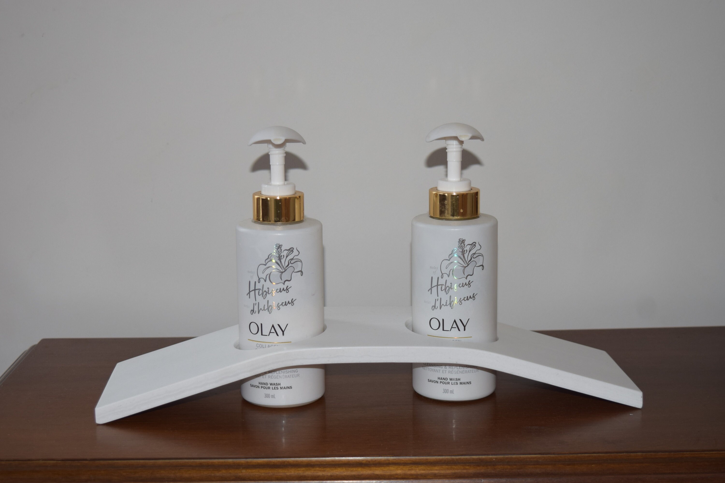 Handmade Luxury Bottle Arch With 02 Indents Corian solid Surface Soap ...