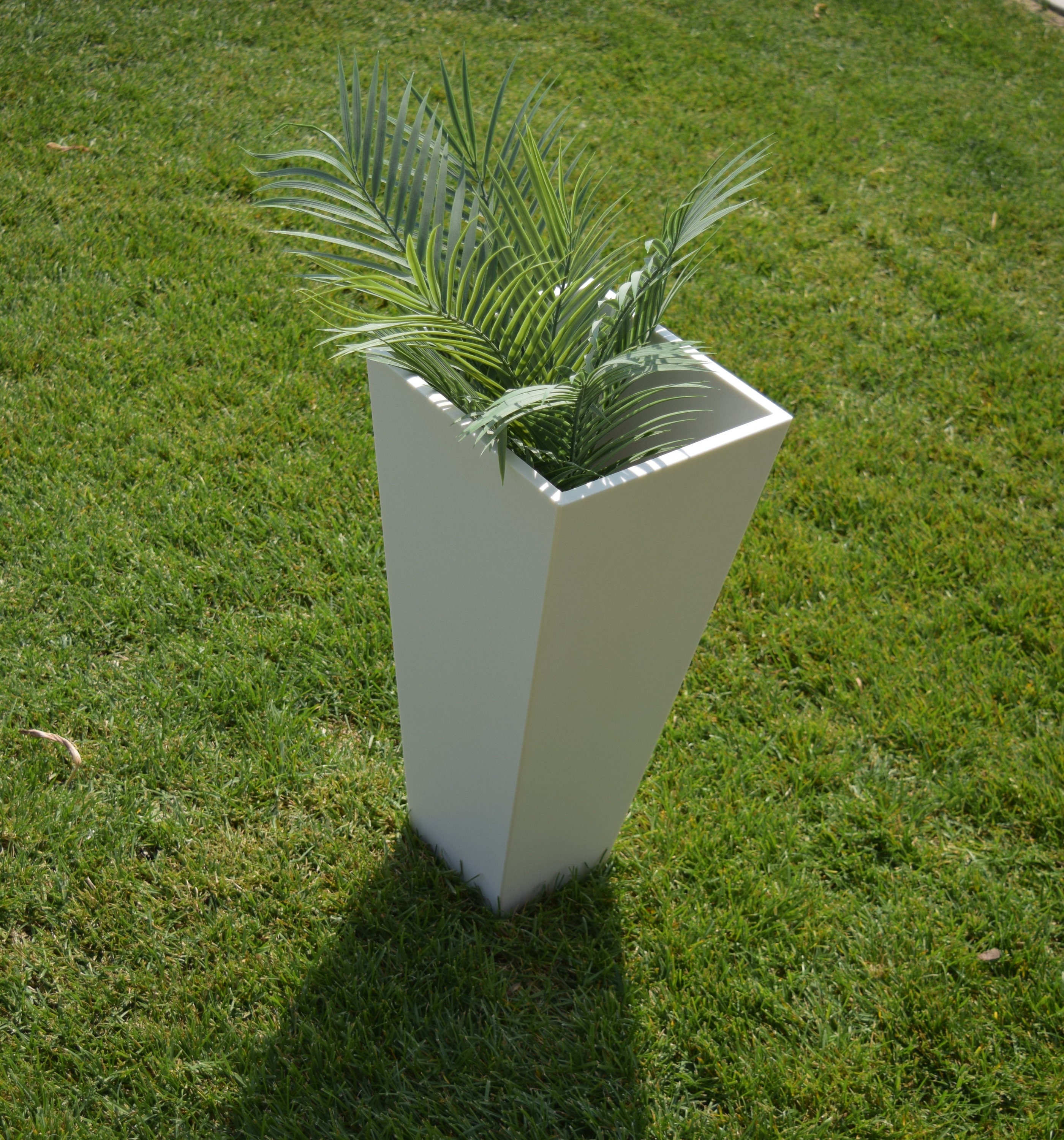 Corian Solid Surface Decorative Vase | Handmade Flower Pot | Corner ...
