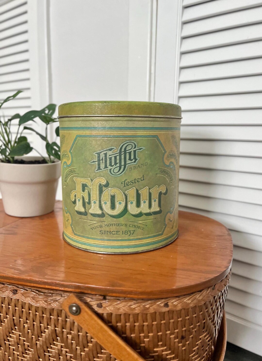 Vintage Fluffy Flour Tin Canister, Ballonoff Made in USA - Etsy