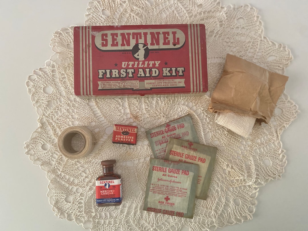 Vintage Sentinel Utility First Aid Kit - Etsy