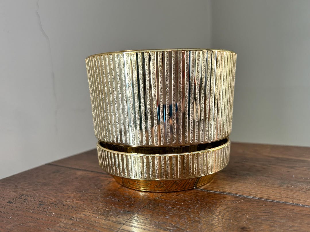 Vintage MCM Duraco Garden Scene Gold 4.5 Inch Planter Pot With Drip ...