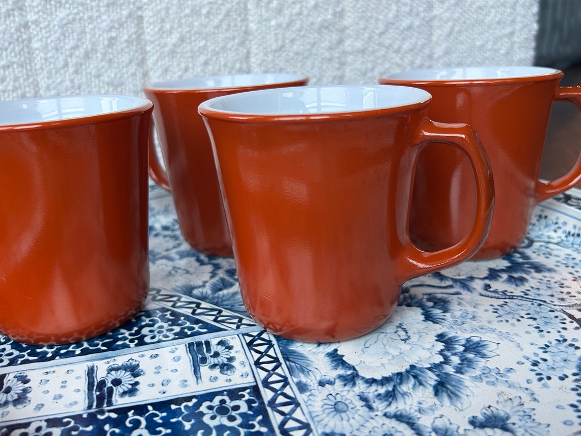 Vintage Corning Burnt Orange Pyrex Milk Glass Mugs Set of 4 Coffee Cups ...