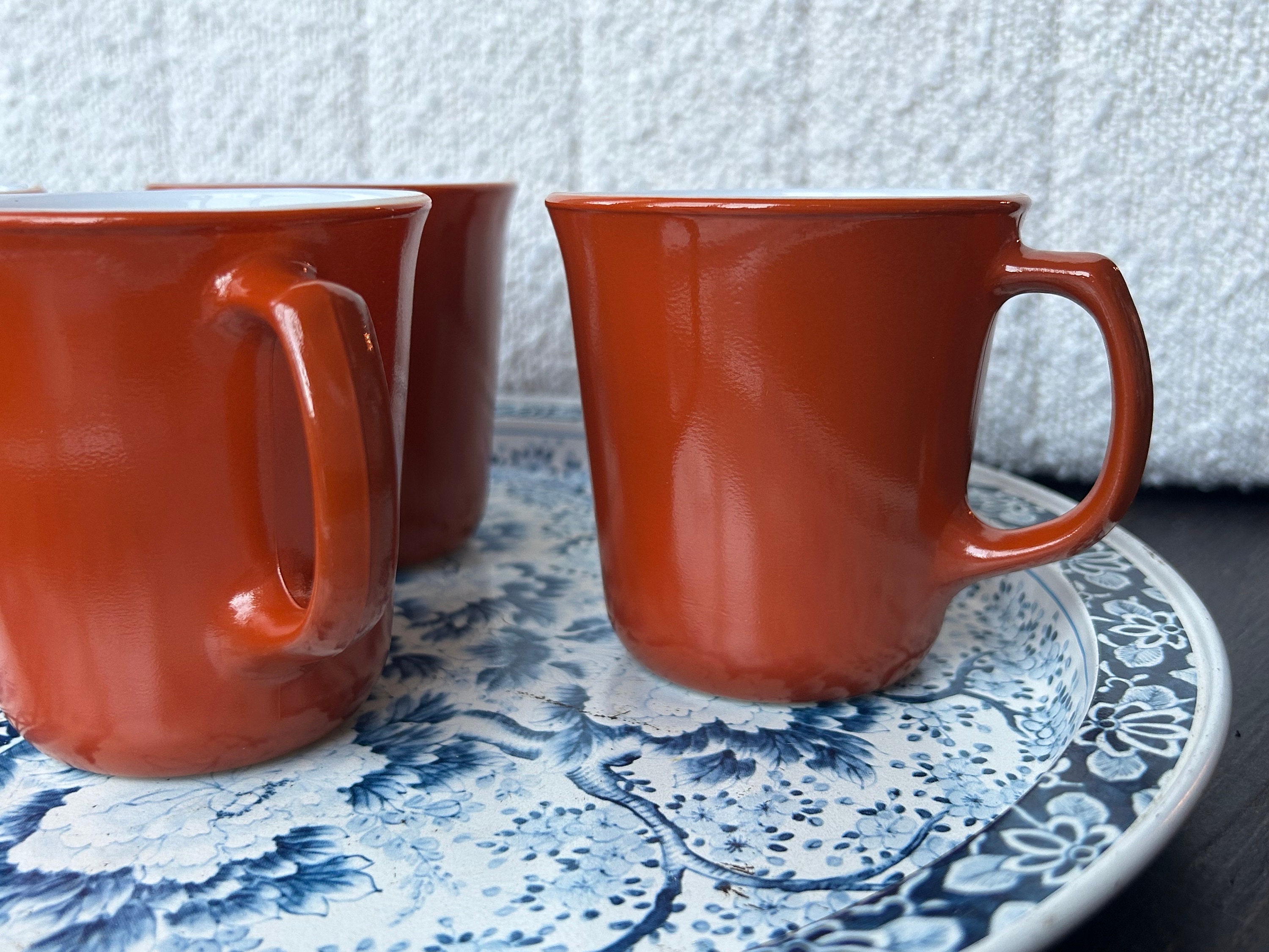 Vintage Corning Burnt Orange Pyrex Milk Glass Mugs Set of 4 Coffee Cups ...