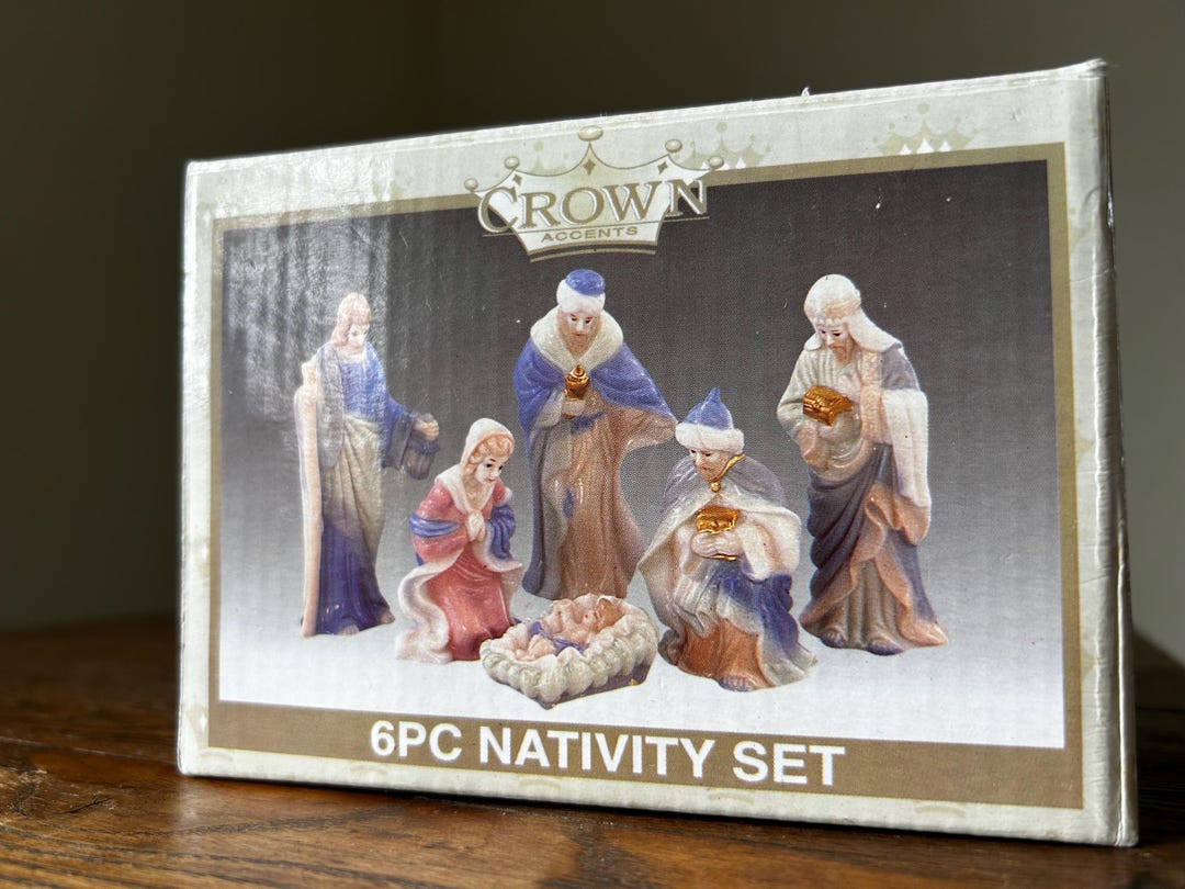 Vintage Porcelain Miniature Nativity Set - Etsy