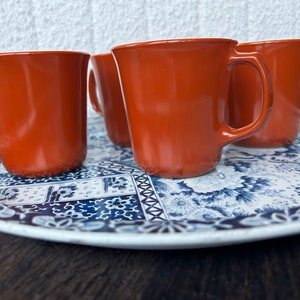 Vintage Corning Burnt Orange Pyrex Milk Glass Mugs Set of 4 Coffee Cups ...