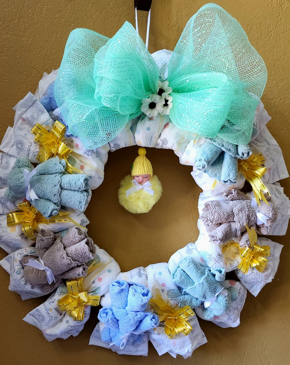 Diaper Wreath, Baby Shower Gift, Baby Shower Diaper Wreath, Baby Gift ...
