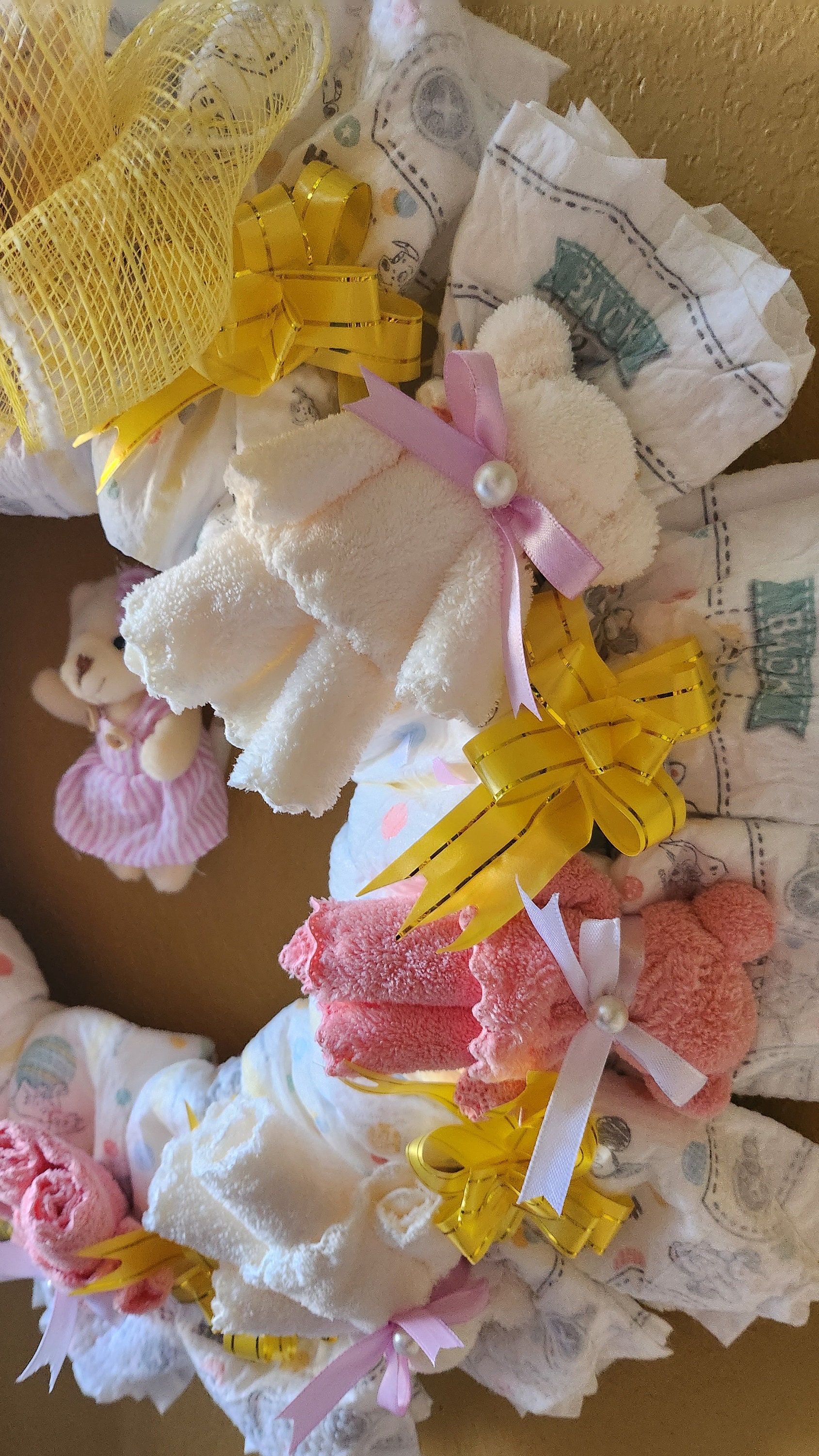 Diaper Wreath, Baby Shower Gift, Baby Shower Diaper Wreath, Baby Gift ...