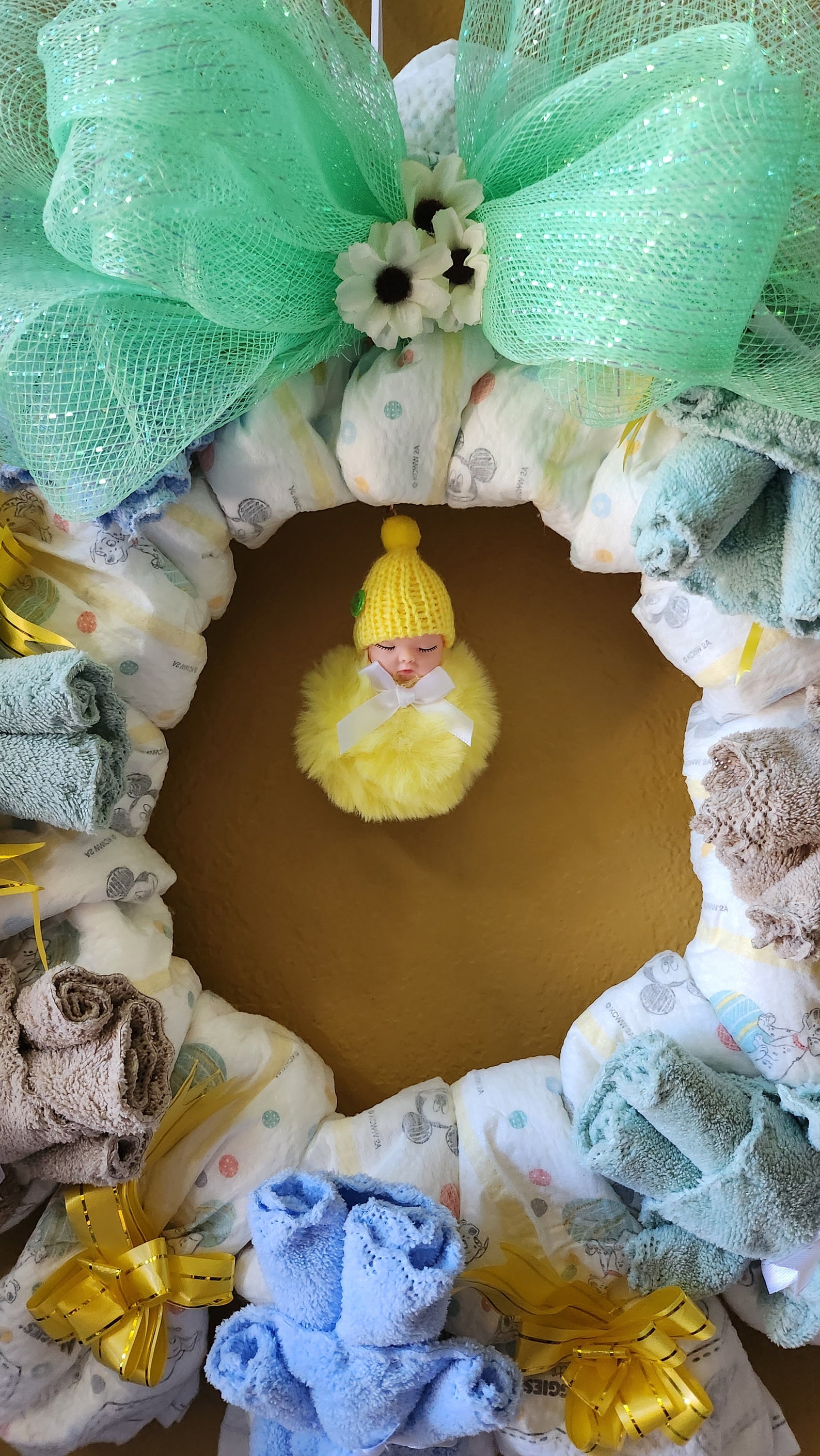 Diaper Wreath, Baby Shower Gift, Baby Shower Diaper Wreath, Baby Gift ...