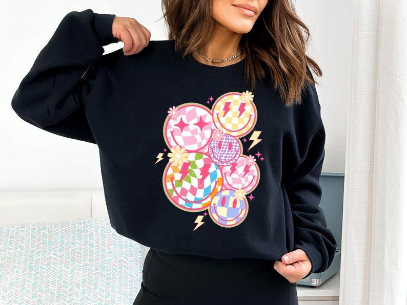 Trendy Checkered Smiley Face Sweatshirt, Checkered Smiley Face Sweater ...