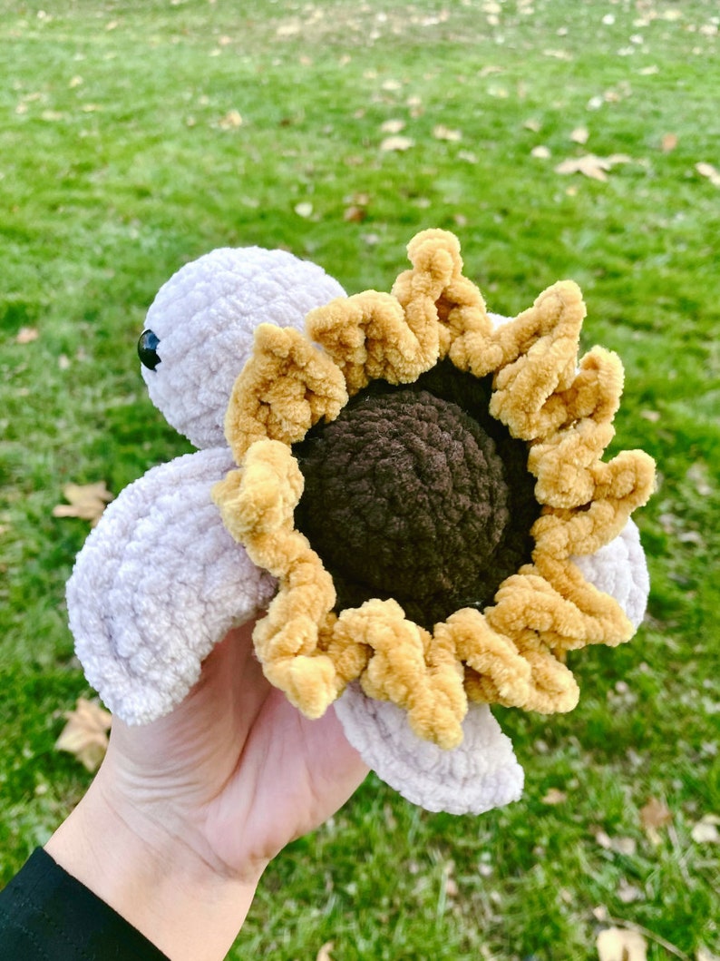 Sunflower Sea Turtle Crochet Plushie, Crochet Sea Turtle, Amigurumi ...