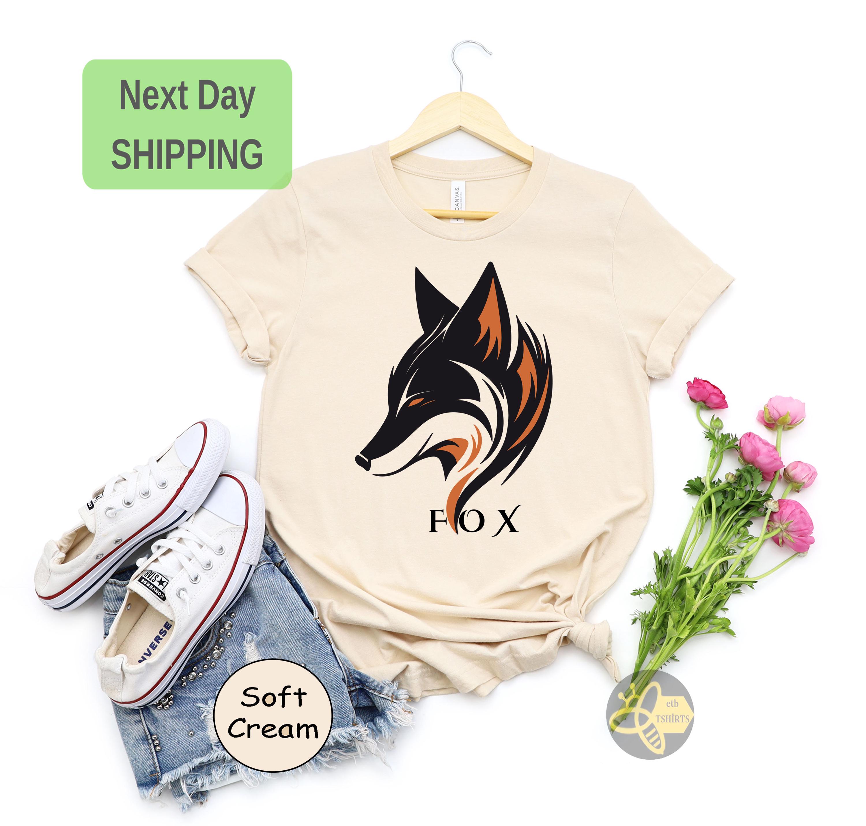 Fox T-shirt, Gift for Fox Lover, Fox Graphic Tee, Nature Shirt, Nature ...