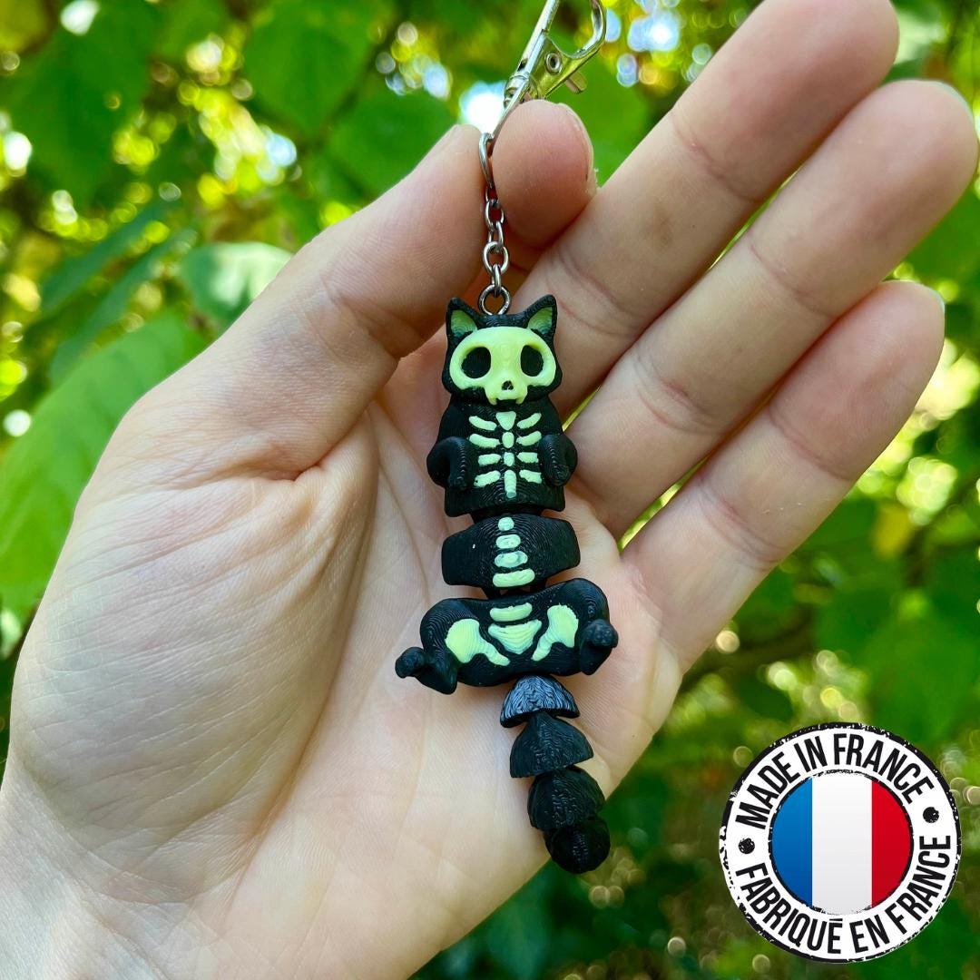 Jinx | Flexi Bone Cat Keychain | Glow in the Dark Keychain | Halloween ...