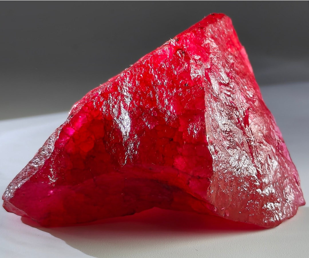 Uncut Red Ruby Gemstone Raw Rough Ruby With AAA Quality 780 Carat Ruby ...