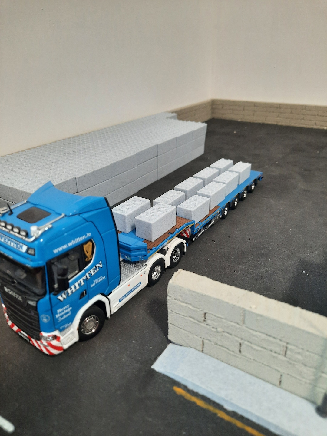 1:50 Scale Medium Concrete Interlocking Block. 3D Printed. - Etsy