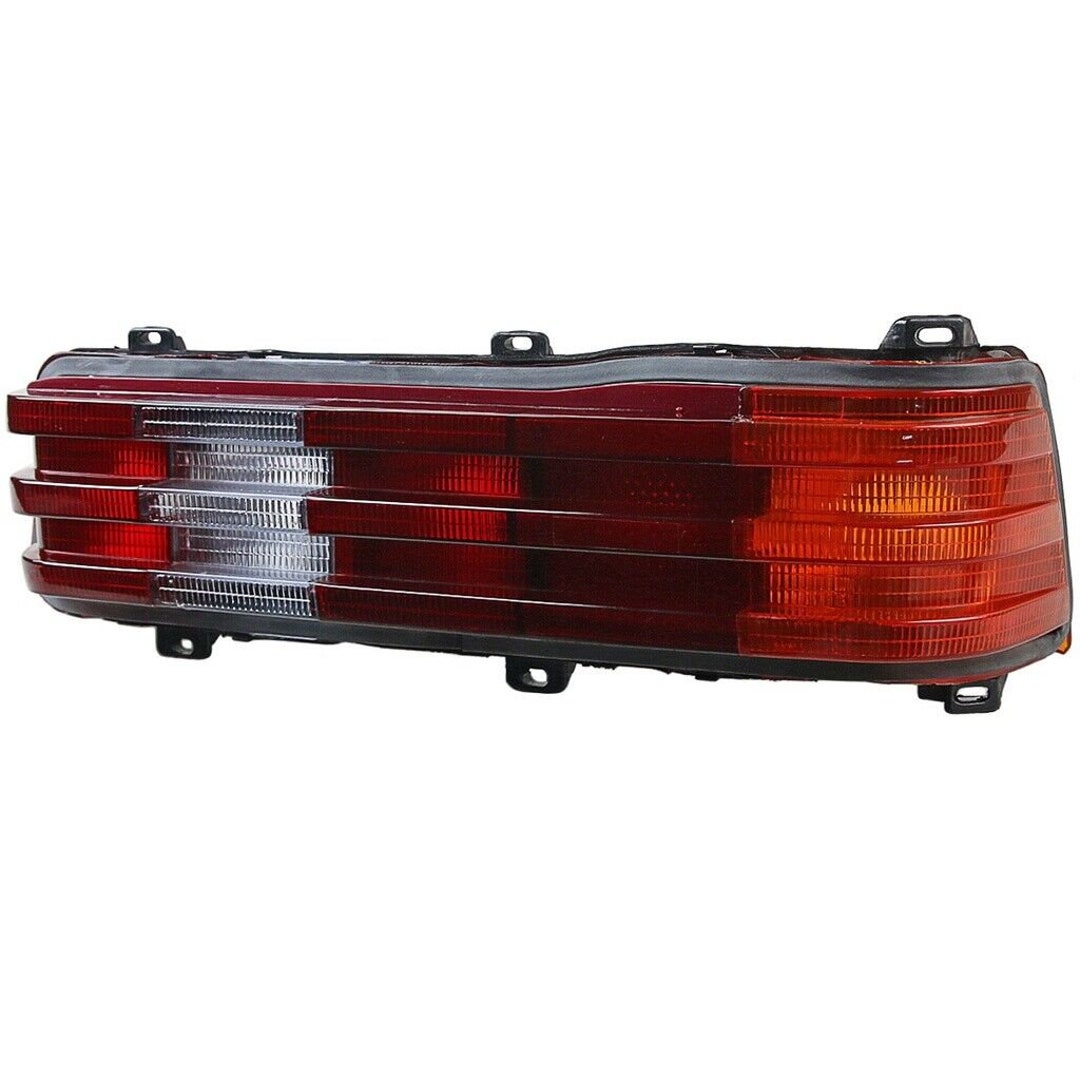 Right REAR 4 Door Tail Lamp for MERCEDES BENZ 230E 240D 300D 280E W123 ...