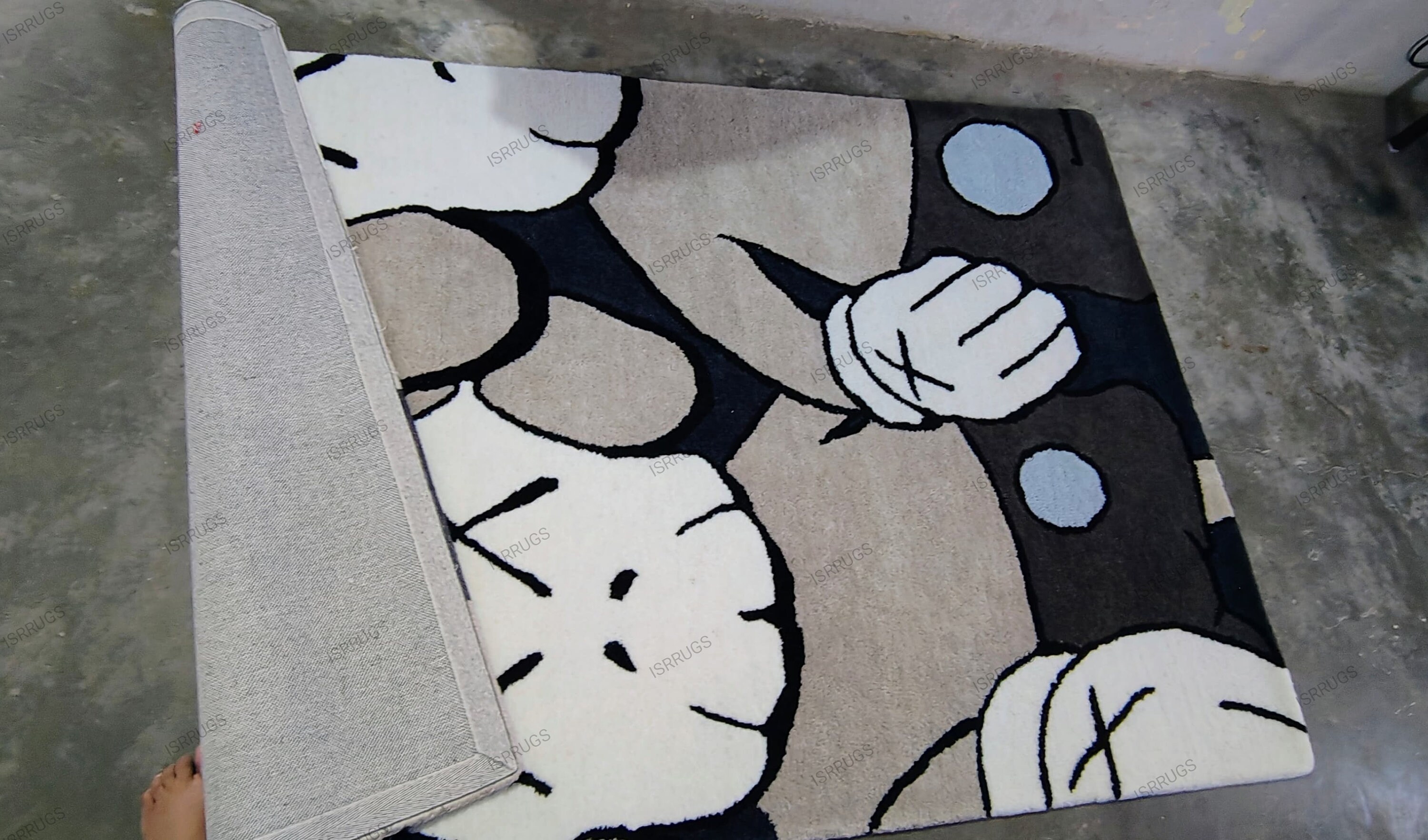 Custom Hand Tufted Rug Kaws Rug Customized Design Hyperbeast Home Decor ...