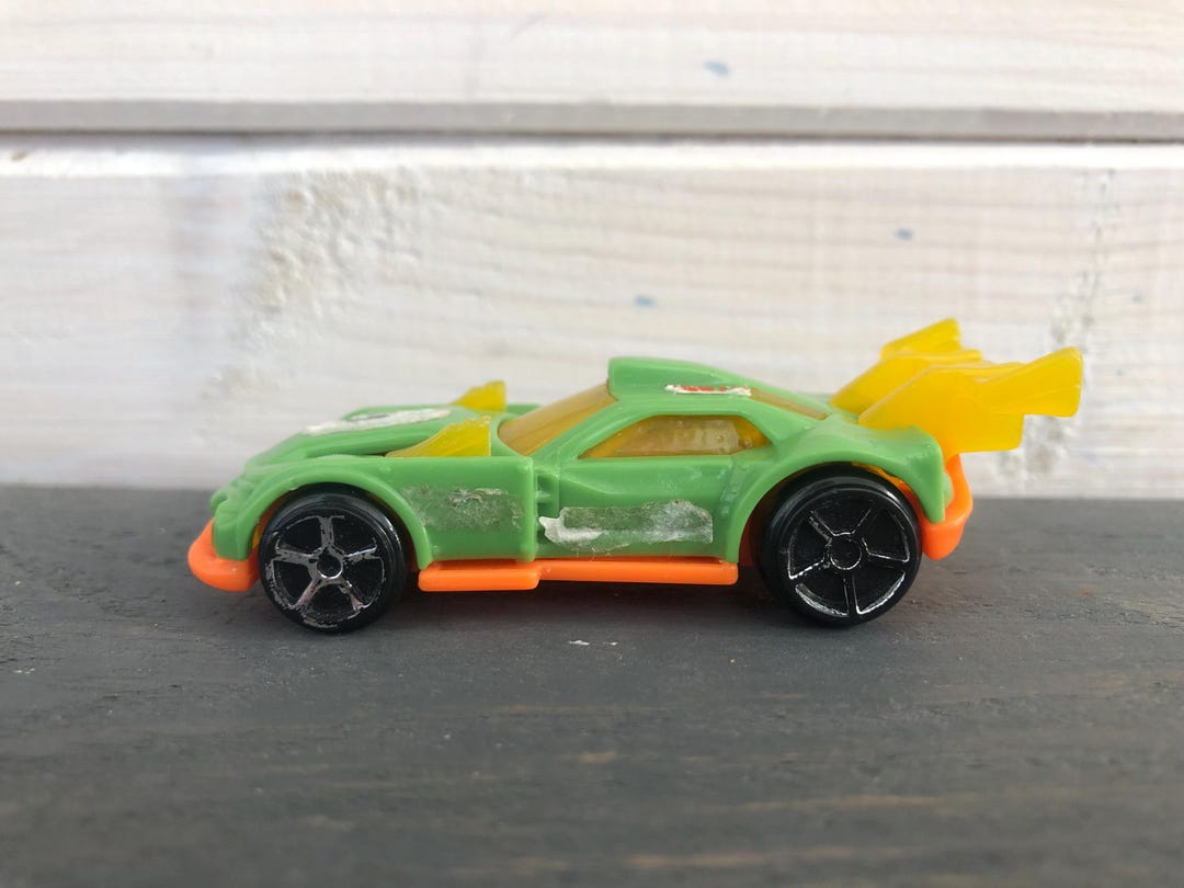 Speed Racer Green Mattel HOT WHEELS 1:64 Miniature Die Cast Car Truck ...