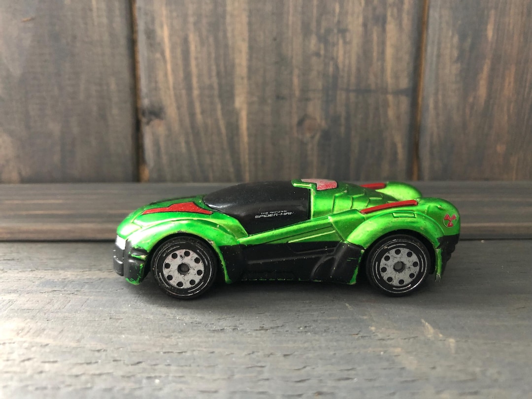 Armored Green Maisto Fresh Metal 100 Collection Die Cast 1:64 Miniature ...