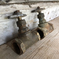 Assemblage of 16 Vintage Gate Valve Handles - Industrial Steampunk ...