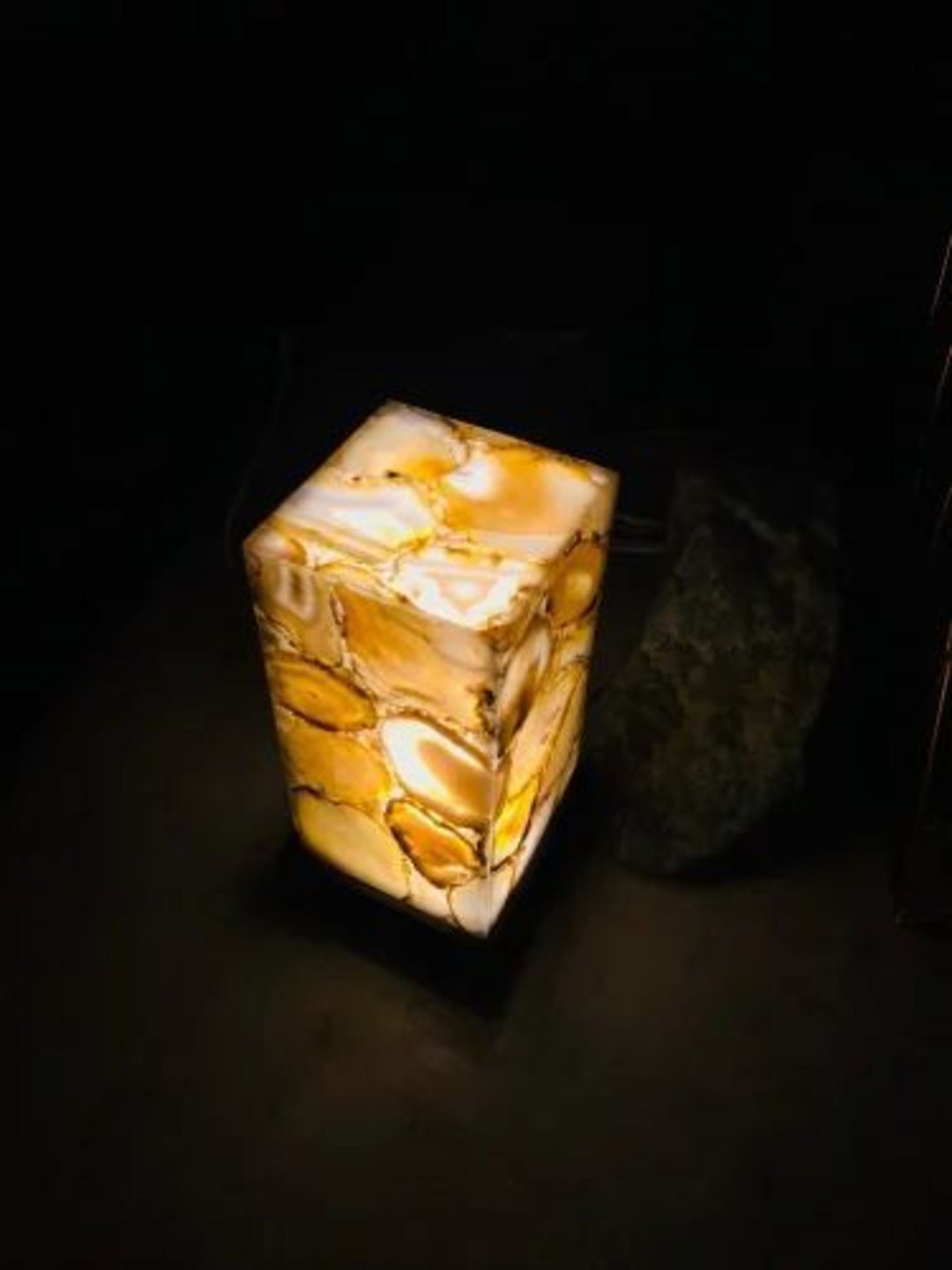 Table Lamp Agate | Accent Lamp, Agate Lamp, Agate Decor, Dyed Agate ...