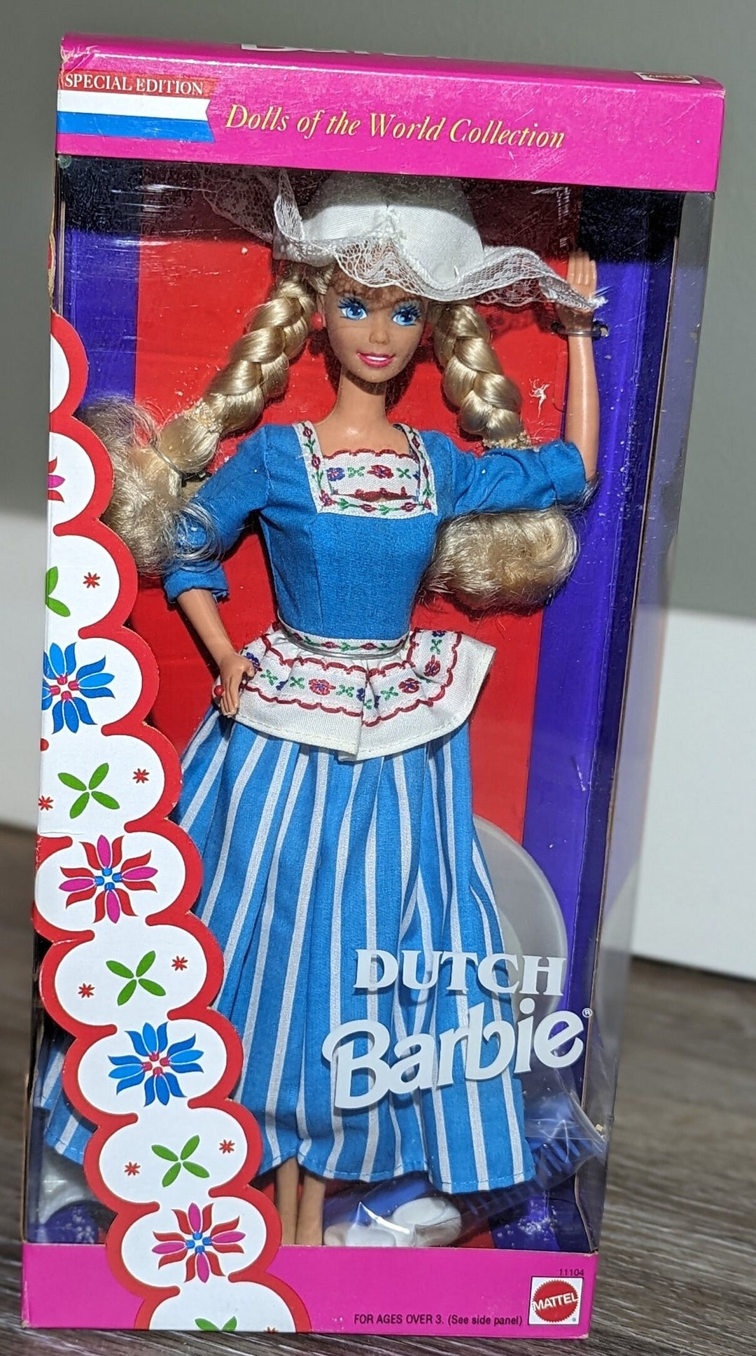 Dutch Barbie Doll (1993) #11104 - New in Box - Dolls of the World ...