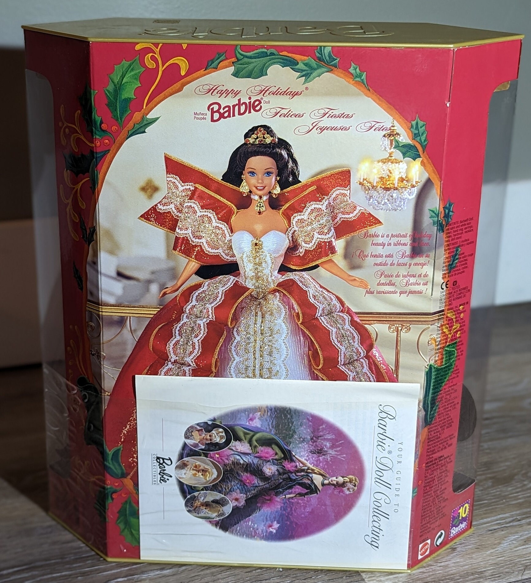 Happy Holidays Barbie (1997) #17832 - Green Eyes With Blue Eye Misprint ...