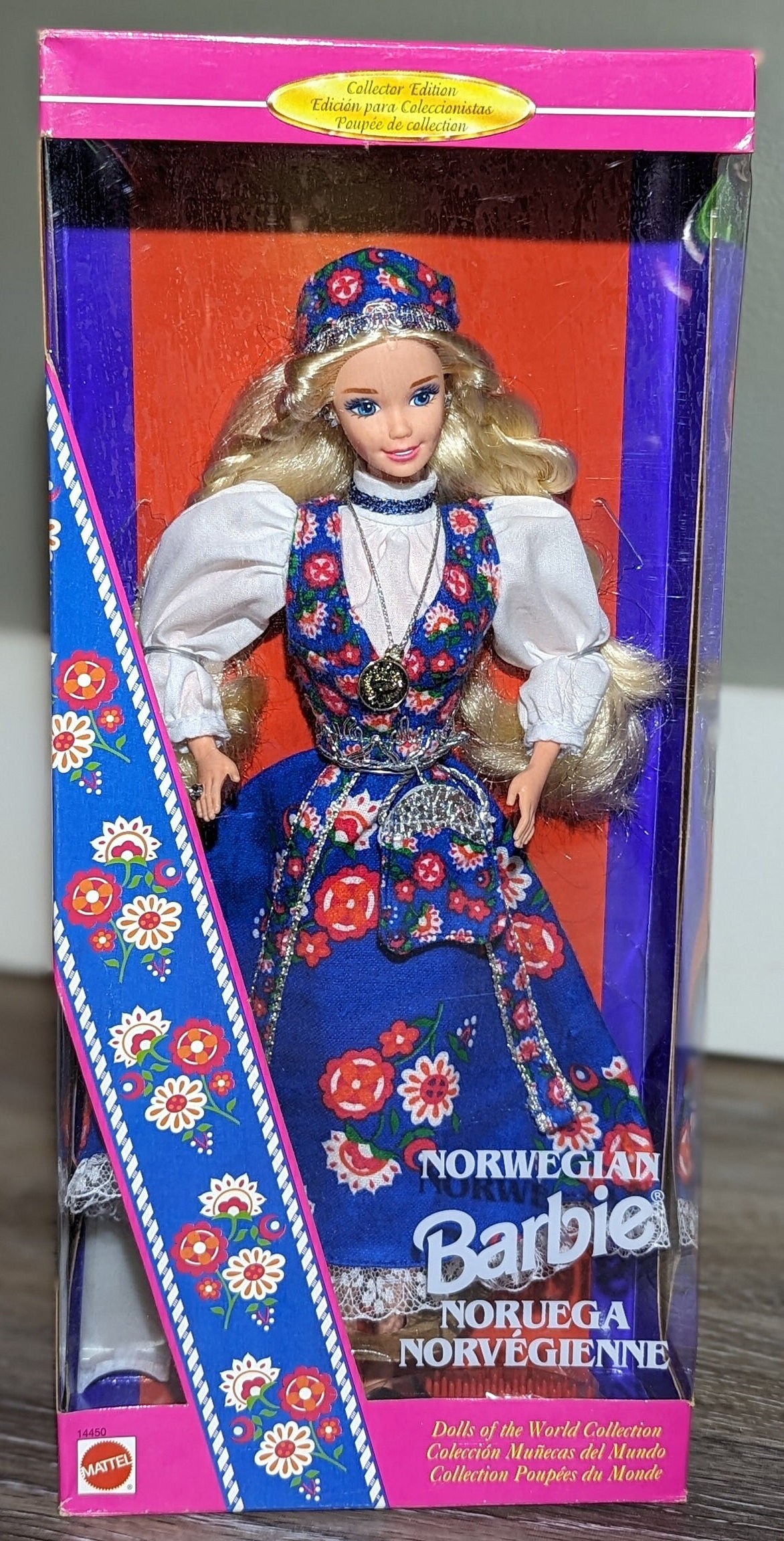 Norwegian Barbie Doll (1995) #14450 - New in Box - Dolls of the World ...