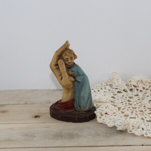 Vintage Child Resting in the Hand of Jesus-italy - Etsy
