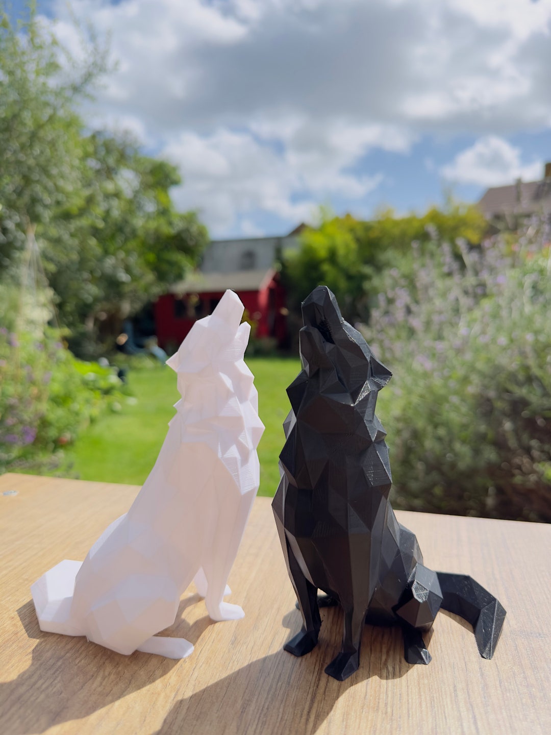 Crystal Wolf Statues / Wild Animal Sculpture / Geometric Beast / Lupus ...