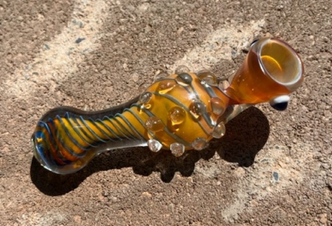 Chillum Glass Pipe Hand-blown, Color Changing Fume Chillum Glass Pipes ...