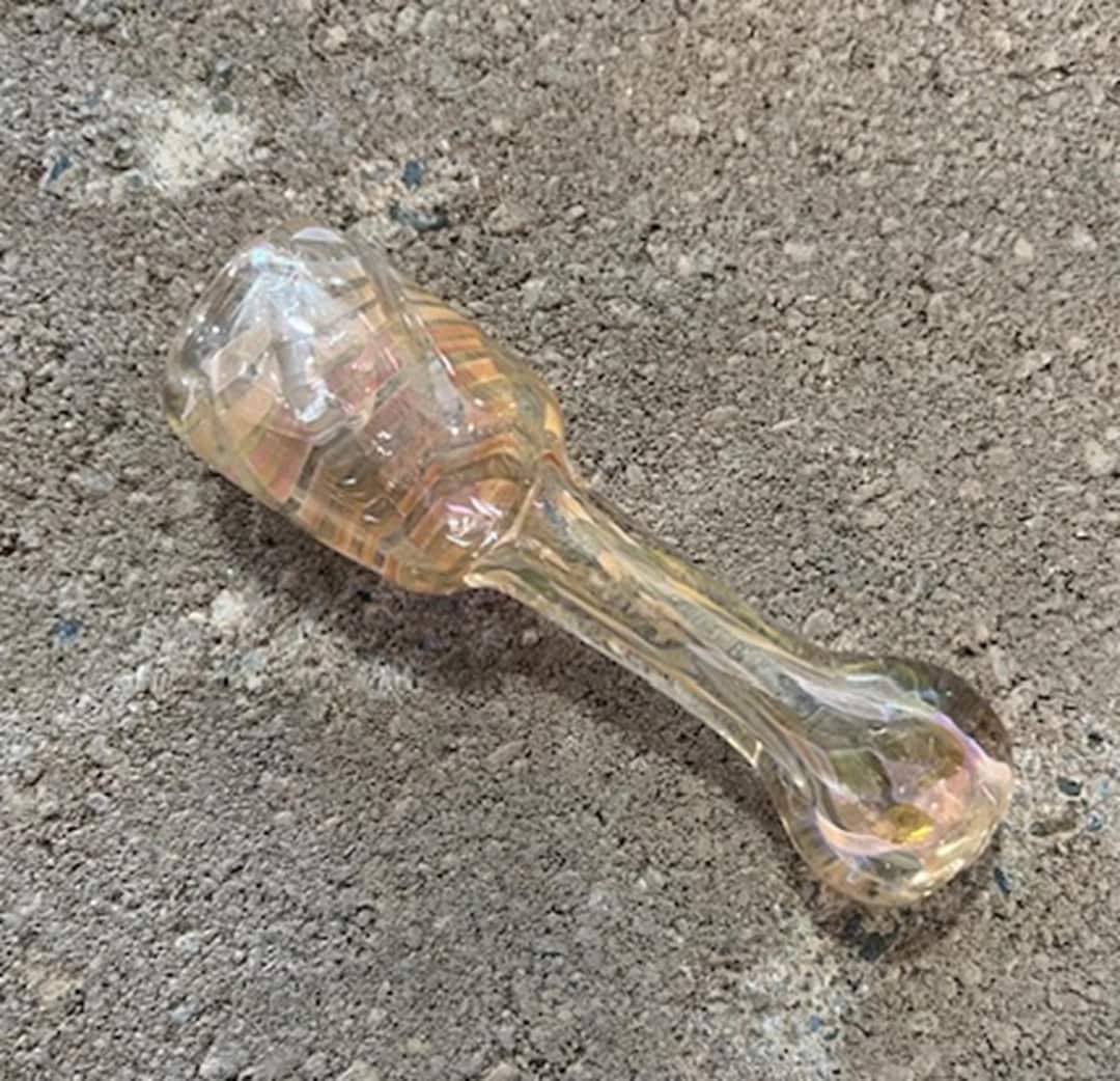 Chillum Glass Pipe Hand-blown, Color Changing Fume Chillum Glass Pipes ...