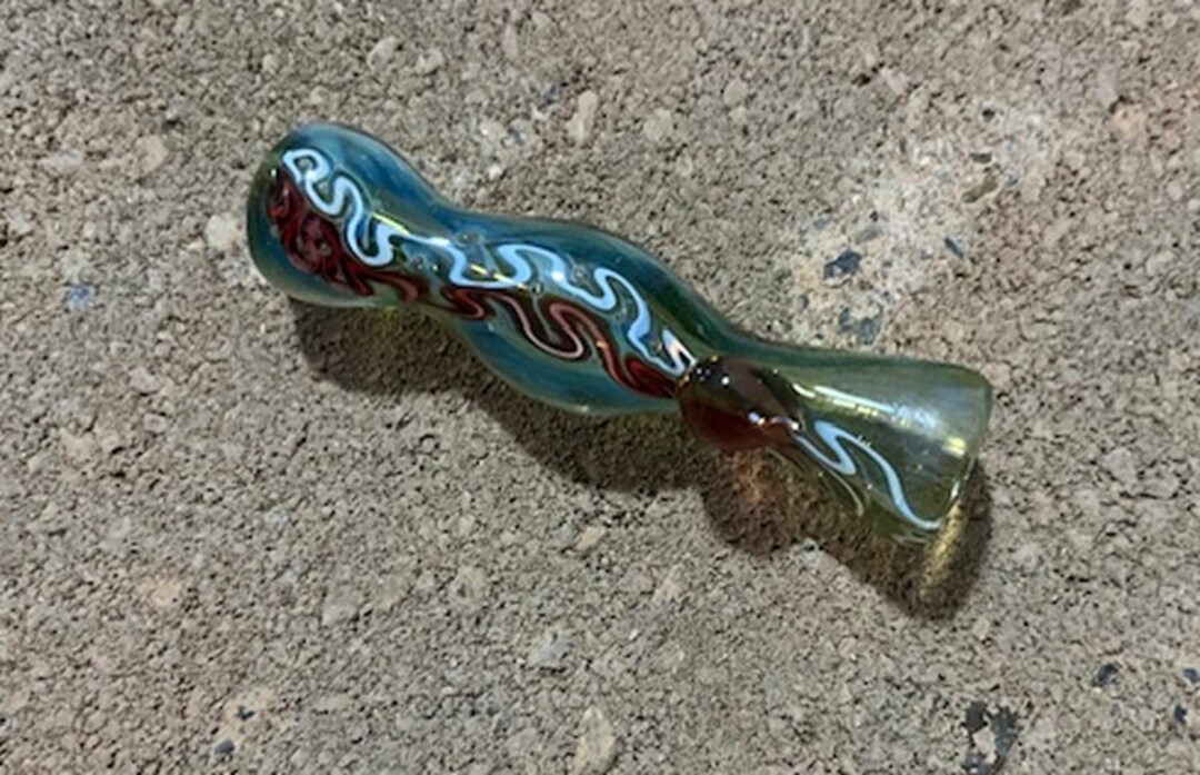 Chillum Glass Pipe Hand-blown, Color Changing Fume Chillum Glass Pipes ...