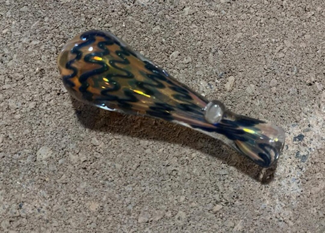 Chillum Glass Pipe Hand-blown, Color Changing Fume Chillum Glass Pipes ...