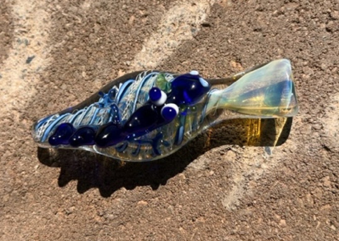 Chillum Glass Pipe Hand-blown, Color Changing Fume Chillum Glass Pipes ...