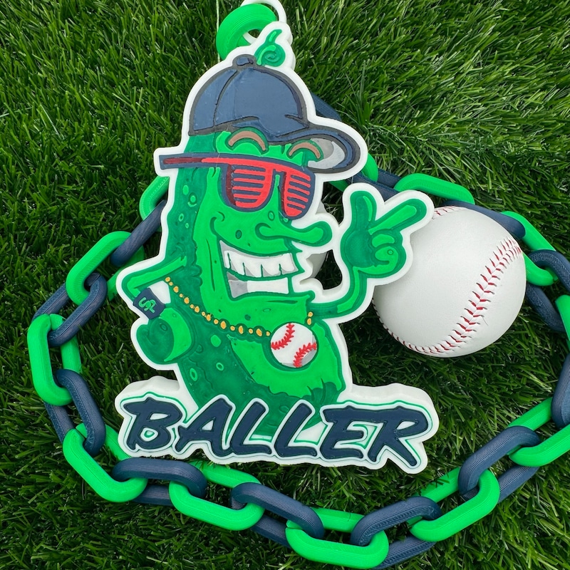 Turnover Queen Spirit Chain - Etsy Canada