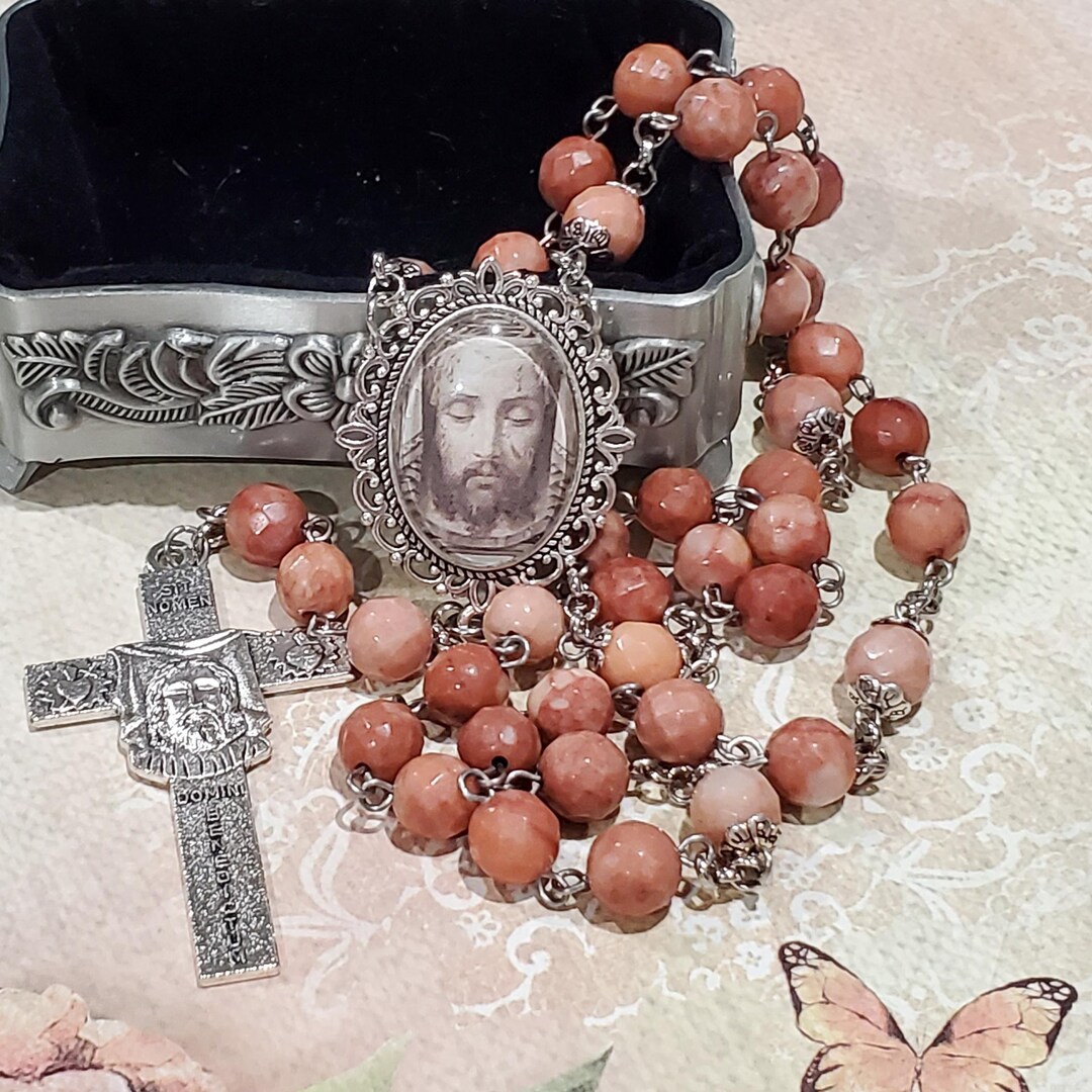 HOLY FACE of Jesus Chaplet, Medallion Center, Peach Adventurine Stone ...