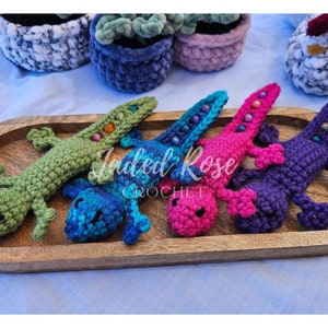 Crochet Pattern- No Sew Lizard Fidget Toy, Crochet Keychain, 3 Fidgets ...