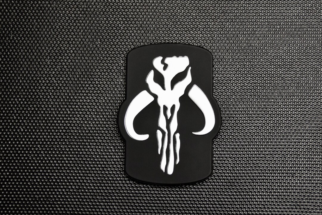 Silver & Black Mythosaur Bantha Skull TPU Morale Patch Mandalorian Boba ...