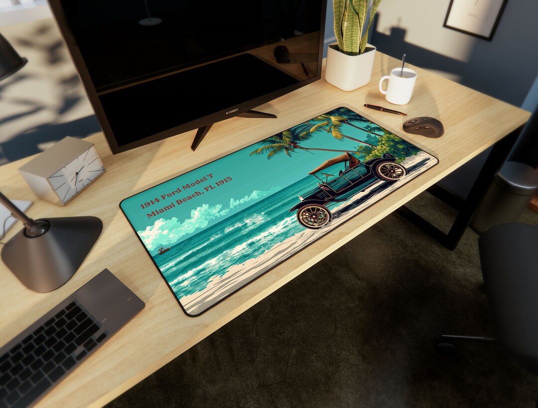 Vintage Car Desk Mat, 1914 Ford Model T, Miami Beach 1915, Palm Trees ...