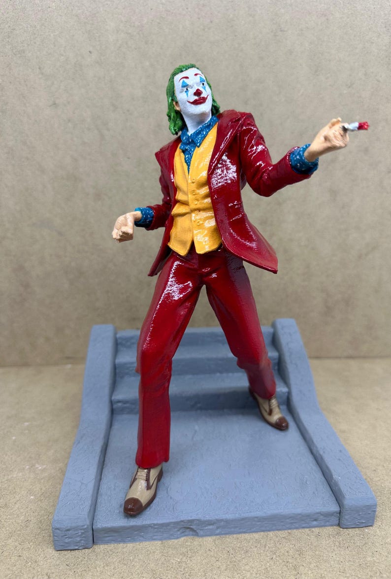 Joker Figure Joaquin Phoenix Statue, Hand Painted Arthur Fleck, 2019 ...