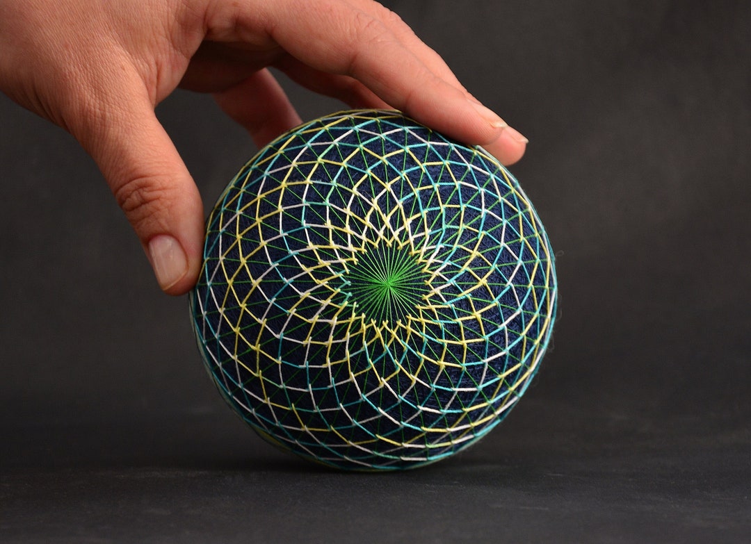 Japanese Temari Ball, Office Desk Decoration, String Art Mandala - Etsy