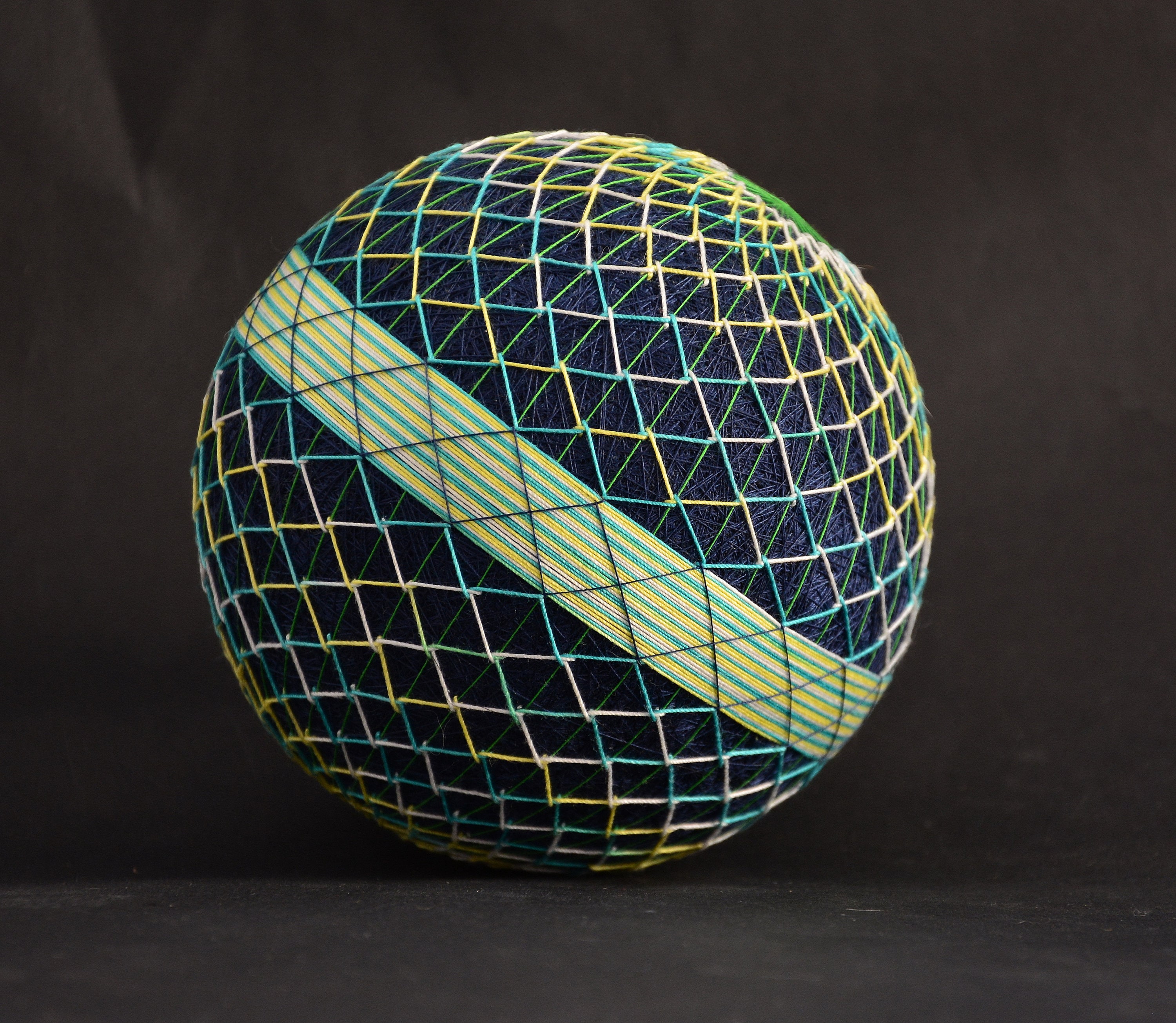 Japanese Temari Ball, Office Desk Decoration, String Art Mandala - Etsy