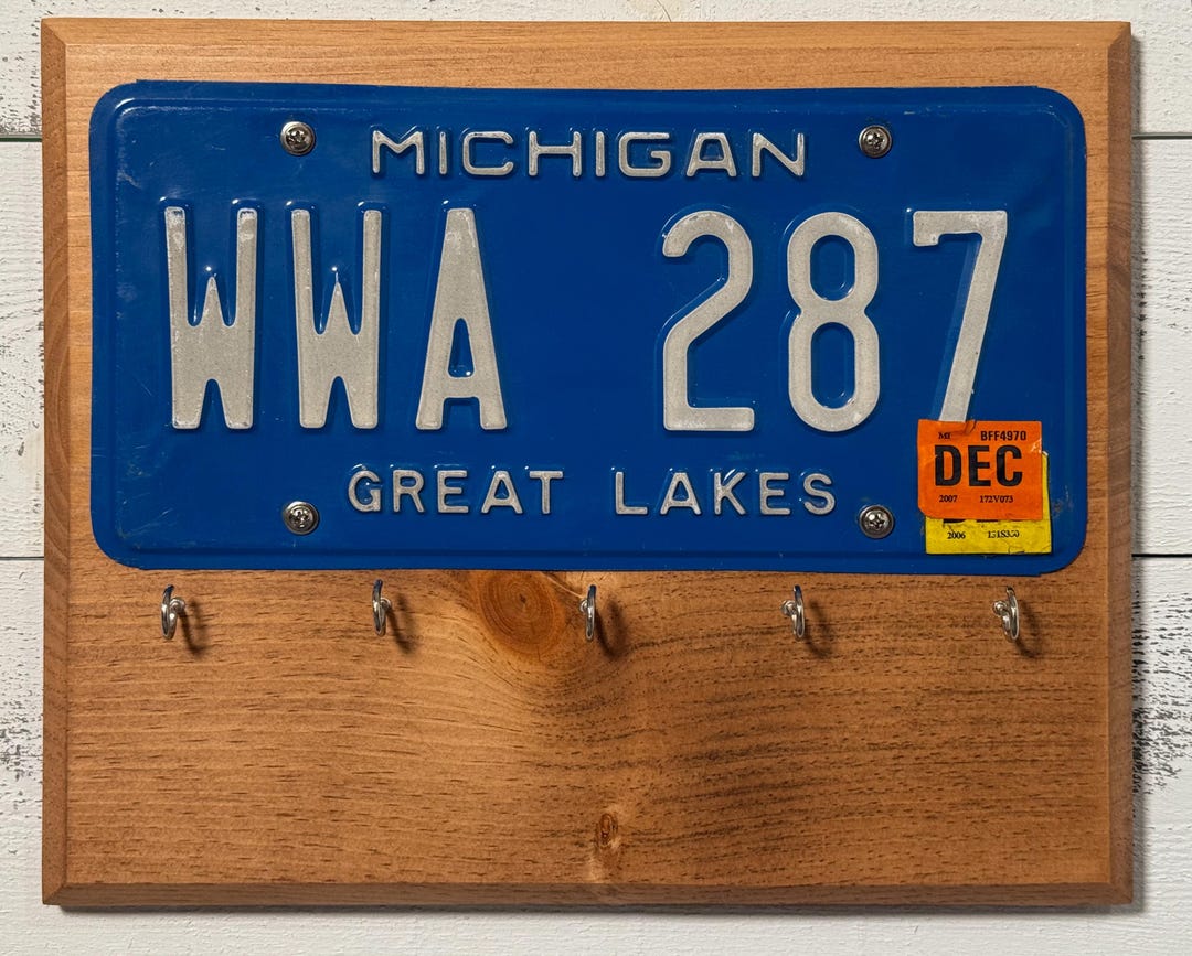 Michigan License Plate Key Holder - Upcycled Vintage Plate on Wood - Etsy