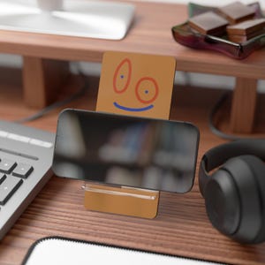 Funny Smiley Phone Stand - Doodle Face Phone Holder - Desk Accessory ...