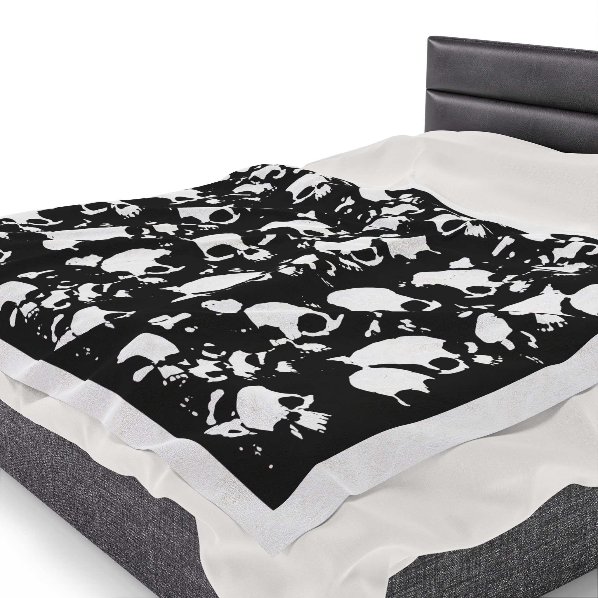Velveteen Plush Blanket, Black & White Skulls Blanket, Dark Fantasy ...