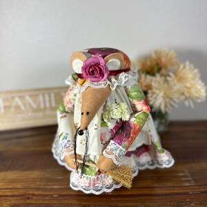Mrs. Madeline Doodleby: Handmade Mouse on Ball Mason Jar - Etsy