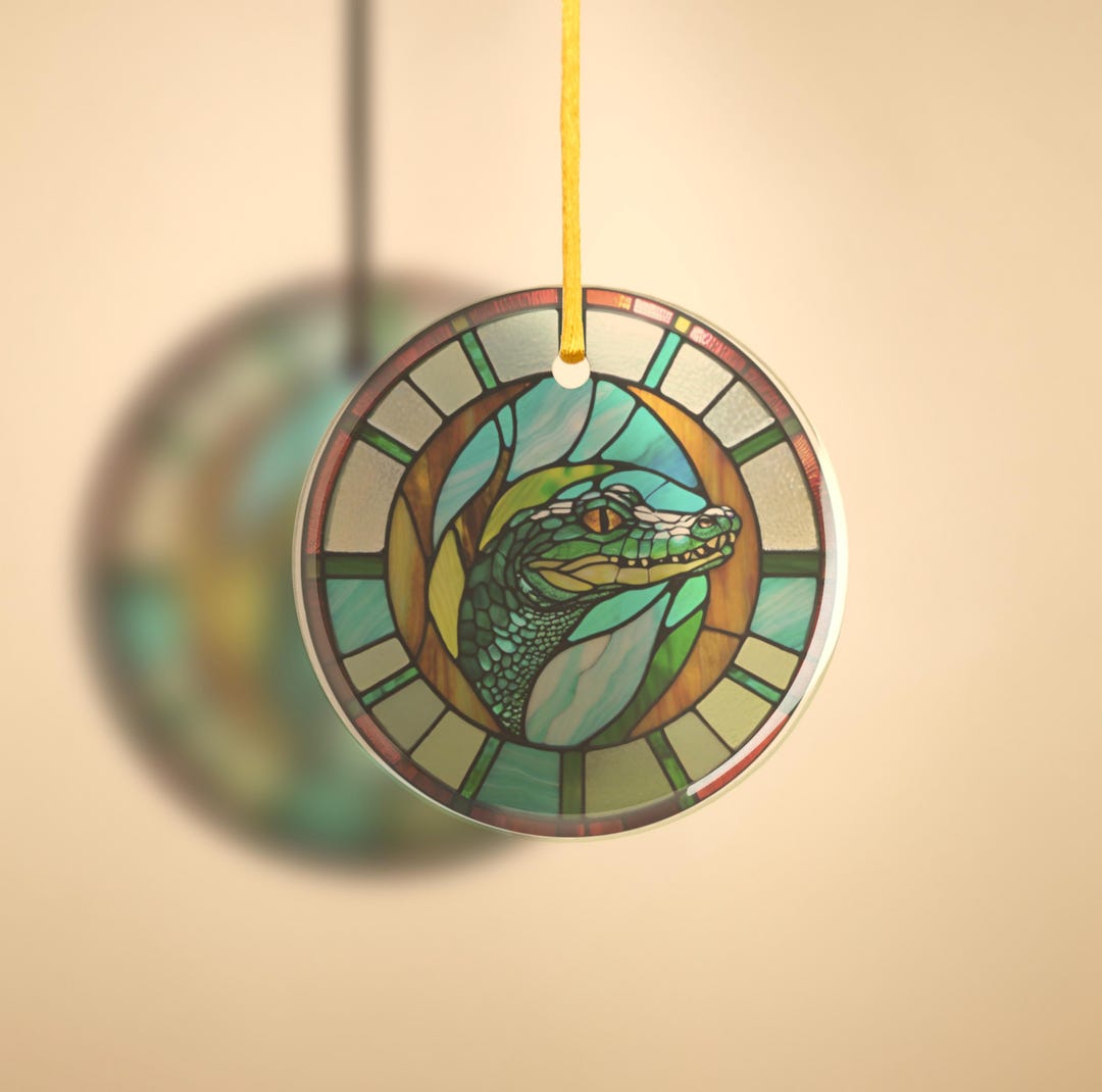 Green Aligator in Faux Stained Glass Ornament, Green Gator, Cute Swamp ...